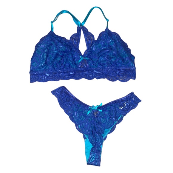 Adore Me | Intimates & Sleepwear | Adore Me Intimates Set | Poshmark
